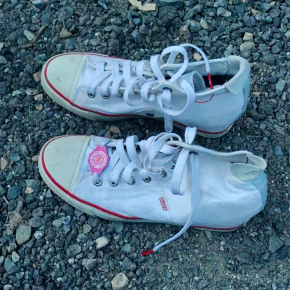 Daddys | Shoes | These Are Adorable Tennis Shoes | Poshmark